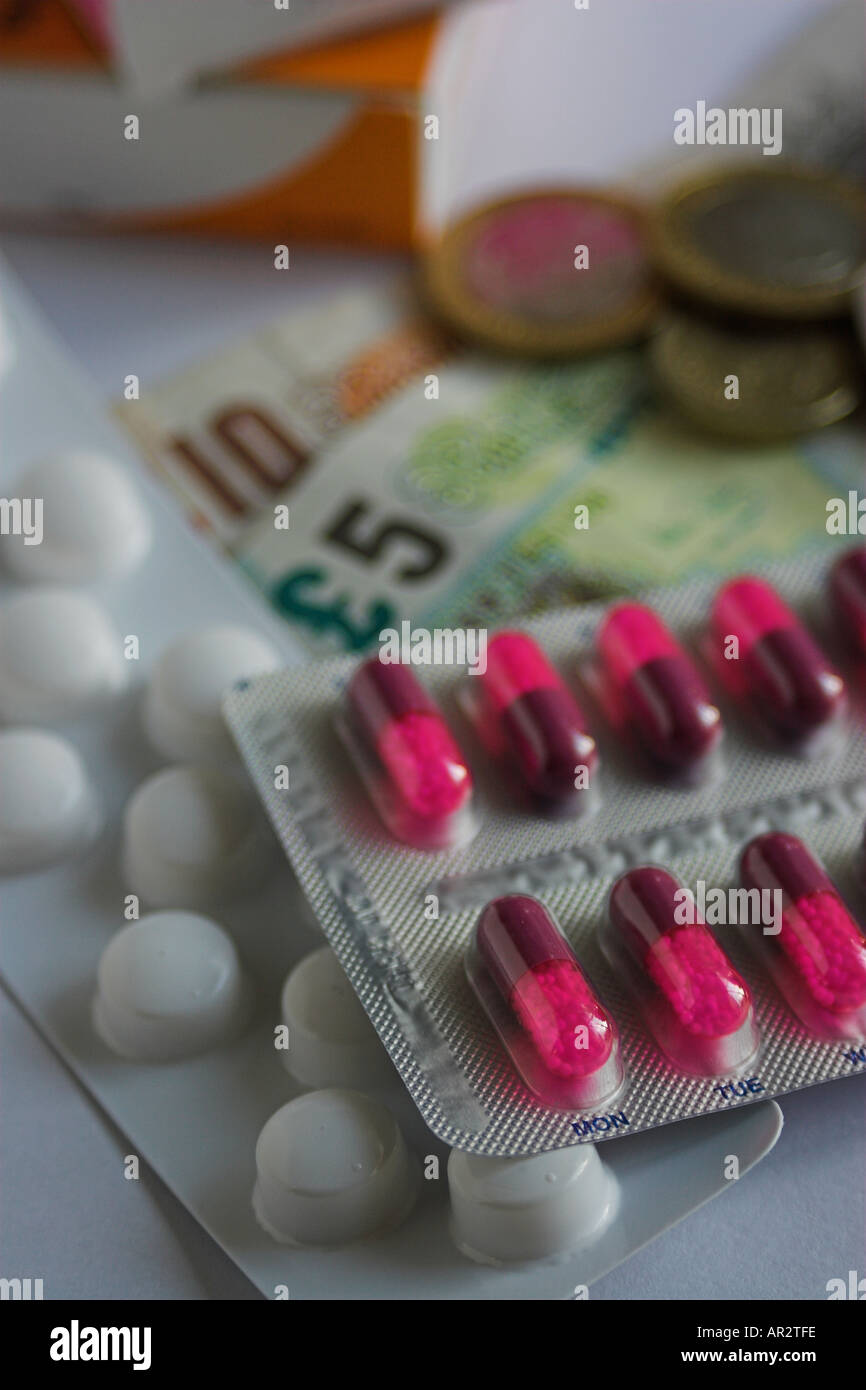 Internal capsules hi-res stock photography and images - Alamy