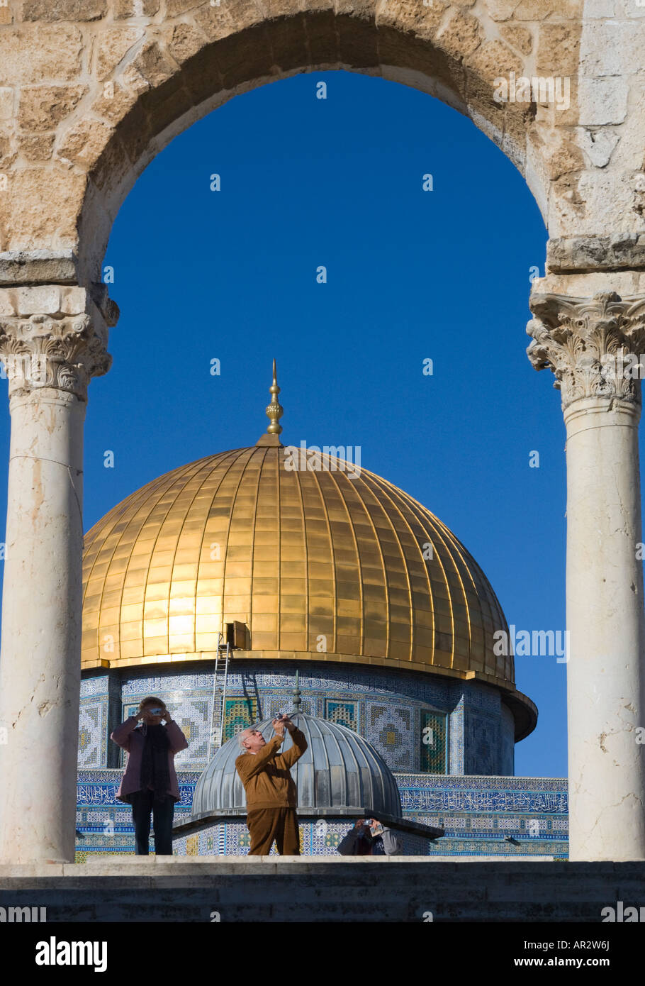 Rock mosque jerusalem dome hi-res stock photography and images - Alamy
