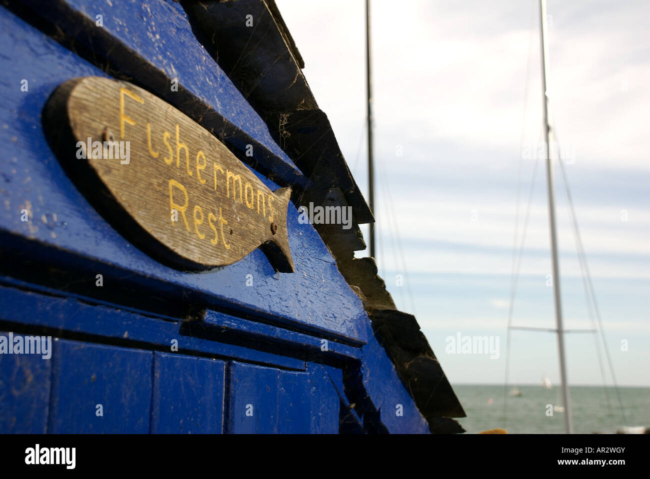 Fisherman's Rest beach hut sign in Cornwall Stock Photo - Alamy
