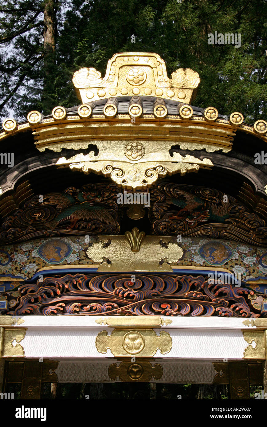 Detail of temple Toshogu Shrine (Tosho-gu), Nikko, Japan Stock Photo ...