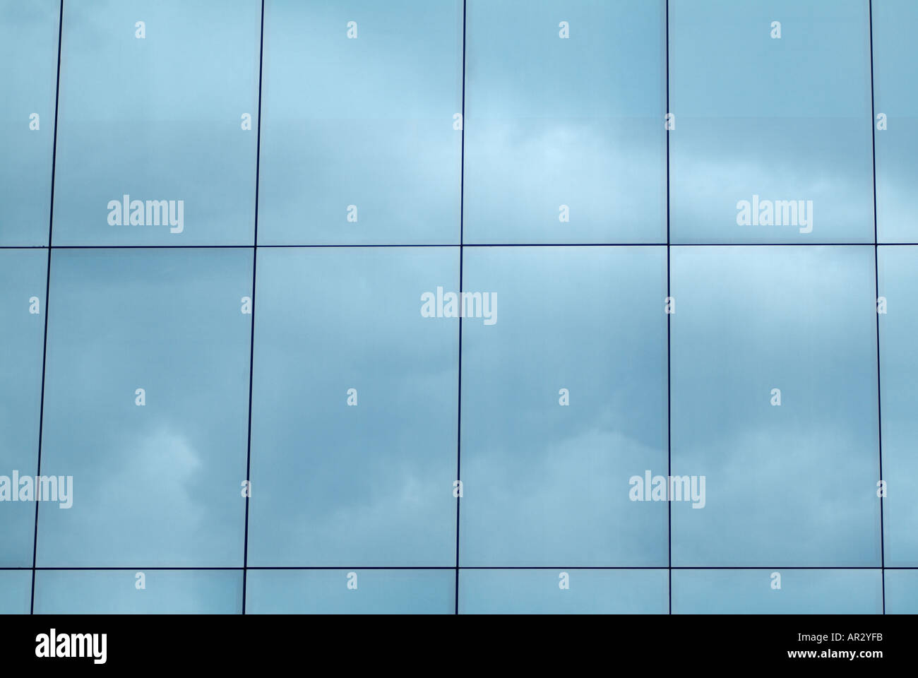 Sky office window hi-res stock photography and images - Alamy