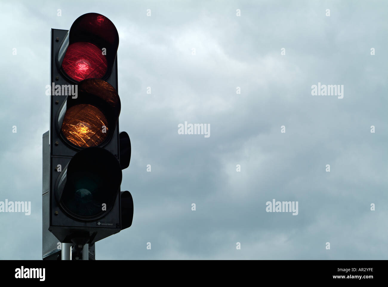 Amber signals hi-res stock photography and images - Alamy