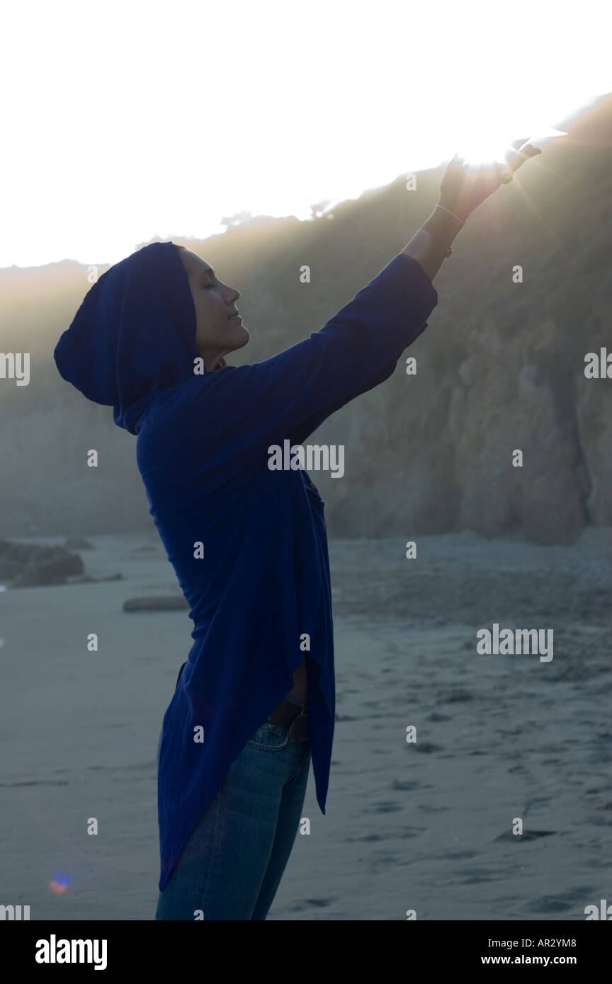 Receiving hand symbol receive hi-res stock photography and images - Alamy