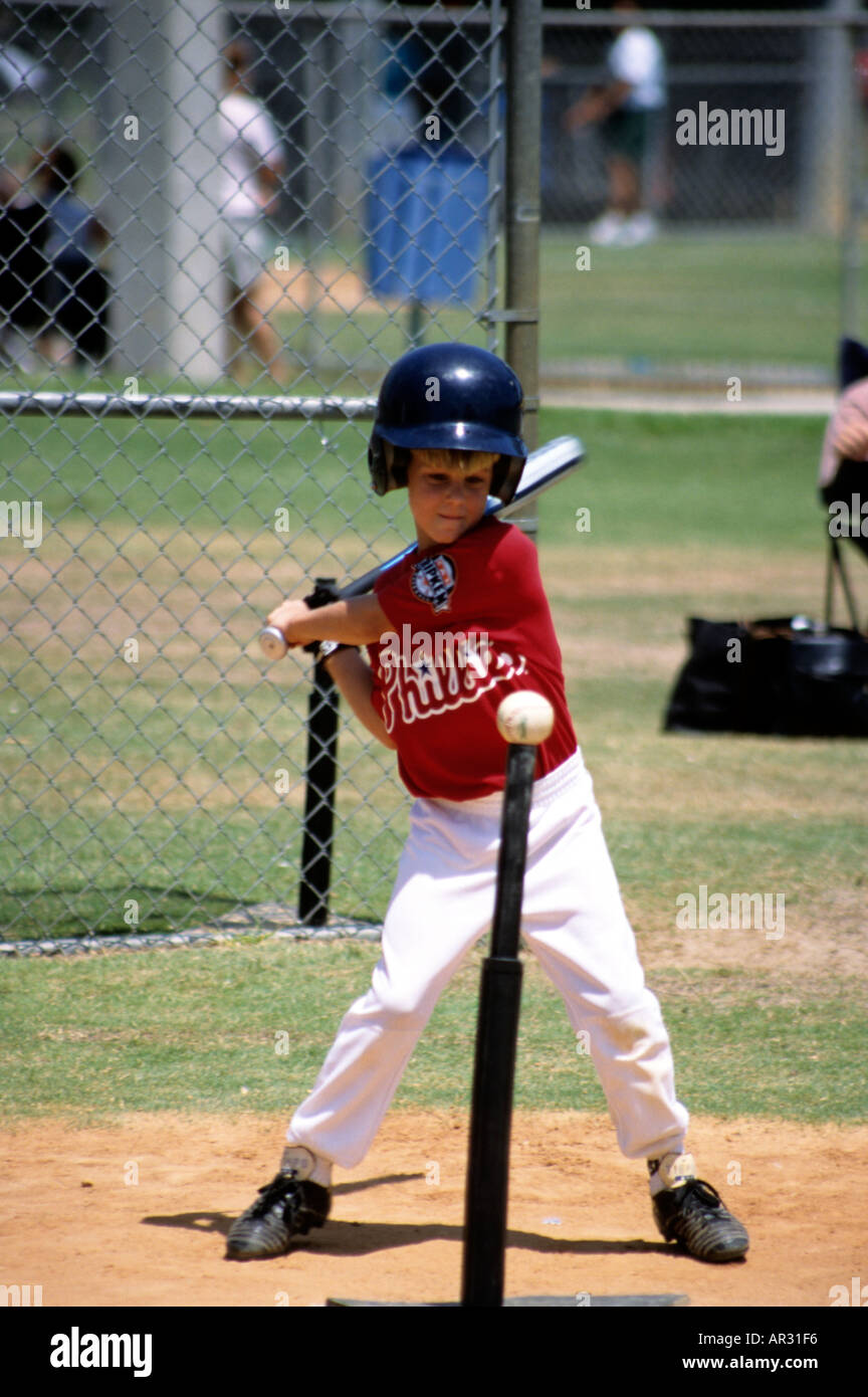 Tee ball player at bat Stock Photo - Alamy