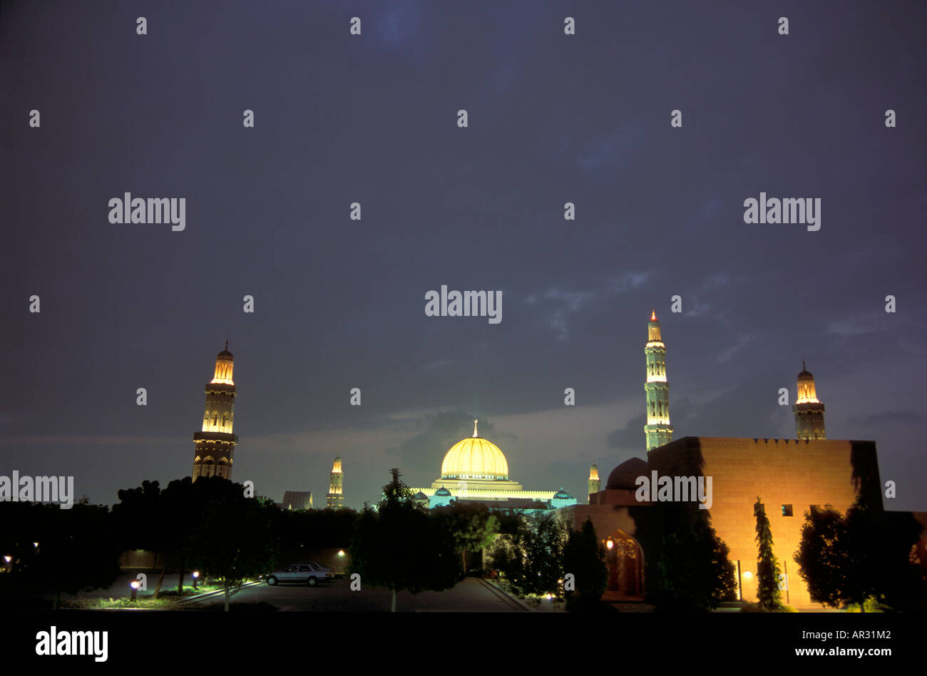 View at the grand mosque at night, Muscat, Oman Stock Photo - Alamy