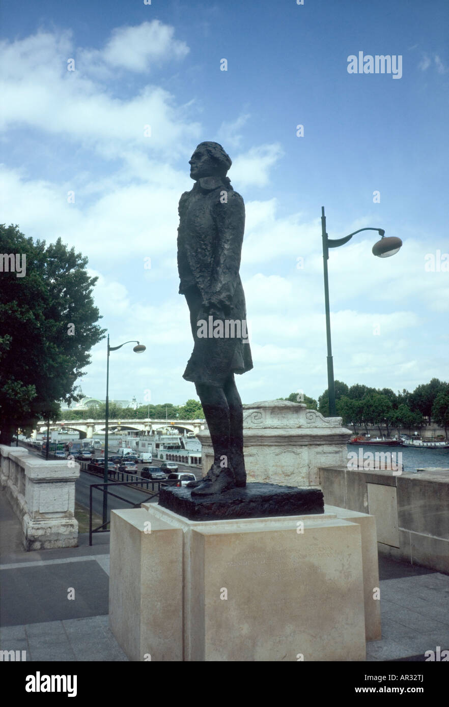 Monument to Thomas Jefferson in Paris Stock Photo - Alamy
