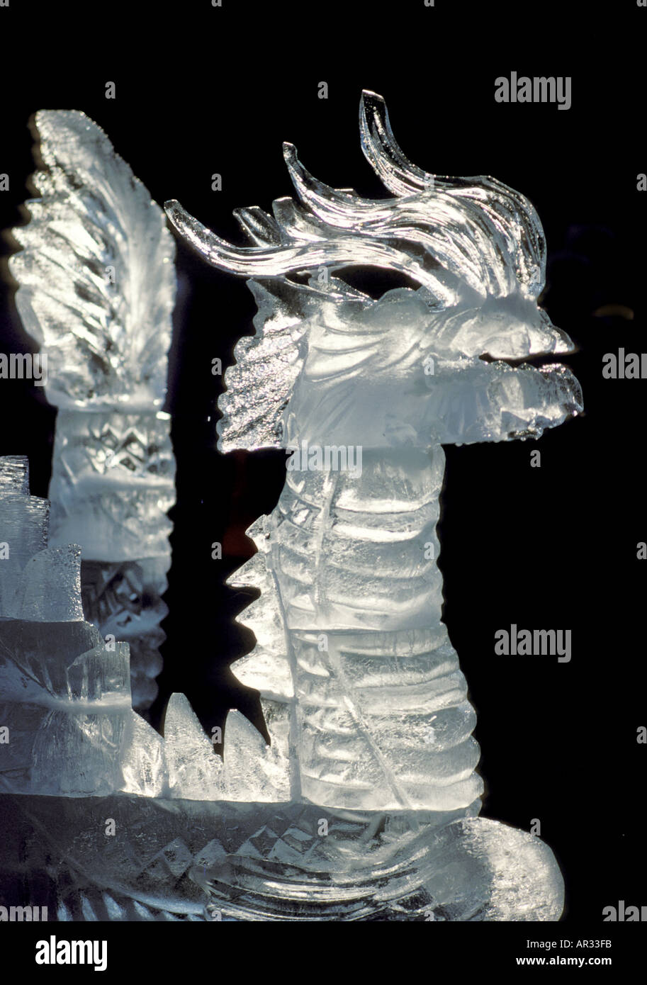 Dragon ice carving hi-res stock photography and images - Alamy