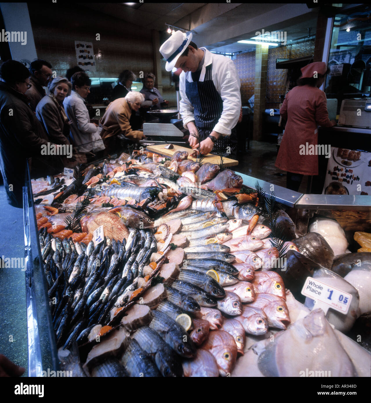 Fresh Fish on a Fishmongers Stall Stock Photo - Alamy