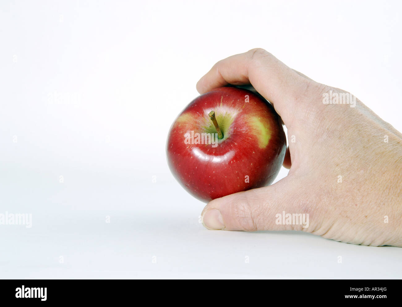 Apple share hi-res stock photography and images - Alamy