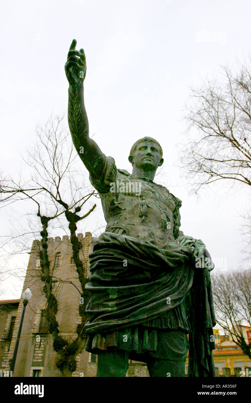 Statue of Augustus Caesar with outstretched arm overlooking San Lorenzo ...