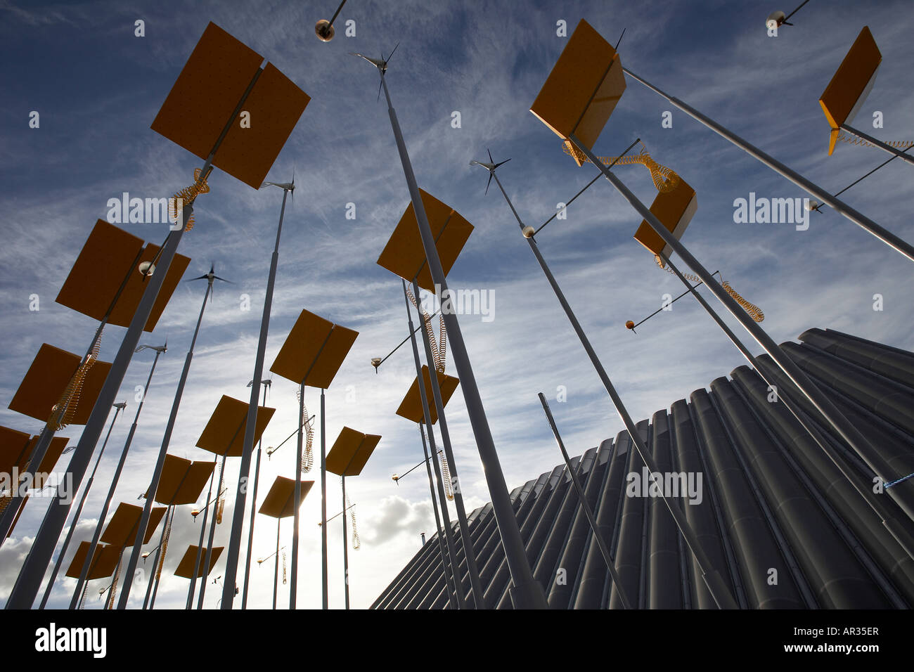 Solar panels and wind turbines power the moveable Arc building Hull ...