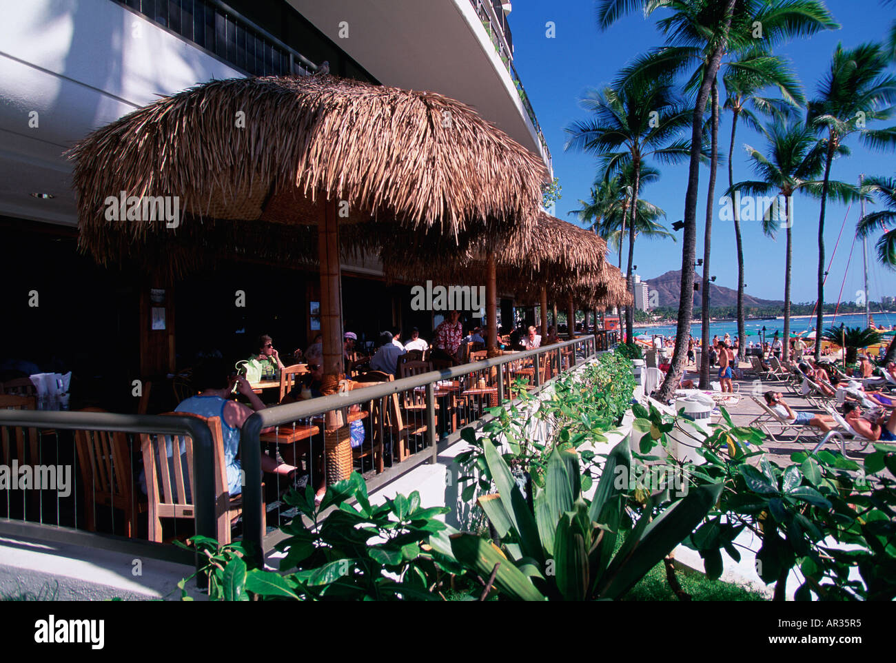 Dukes Restaurant Waikiki Oahu Hawaii Stock Photo - Alamy