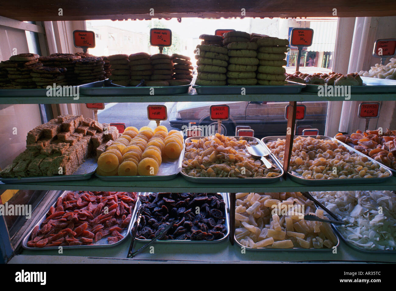 Cracked seed shop Chinatown Honolulu Hawaii Stock Photo - Alamy