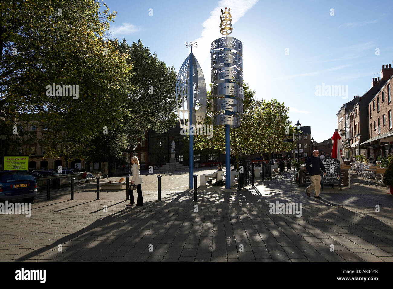 October 2007 Stainless steel sculptures depicting the history of Hull ...