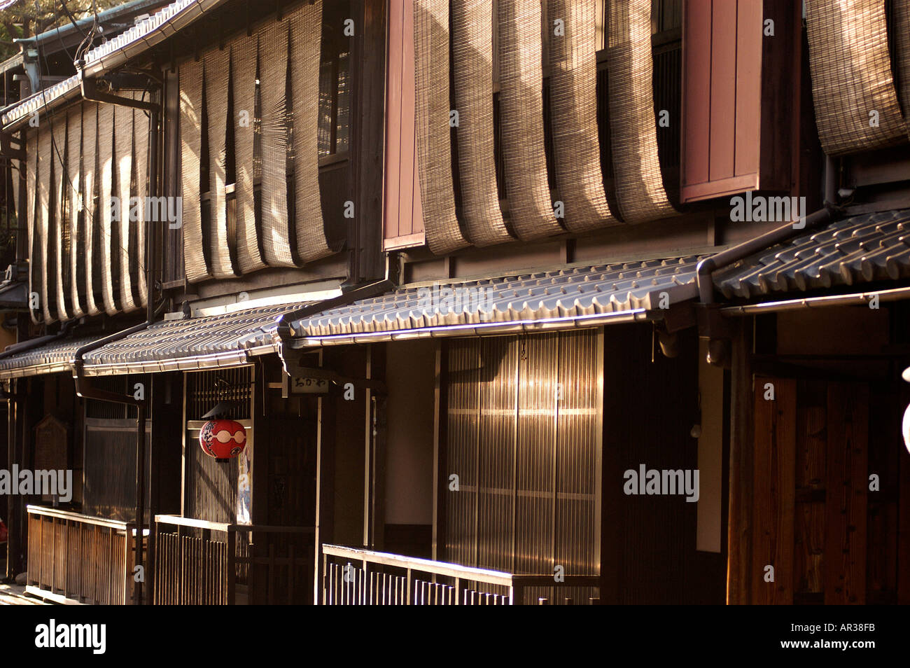 Japanese restaurant exterior hi-res stock photography and images - Alamy