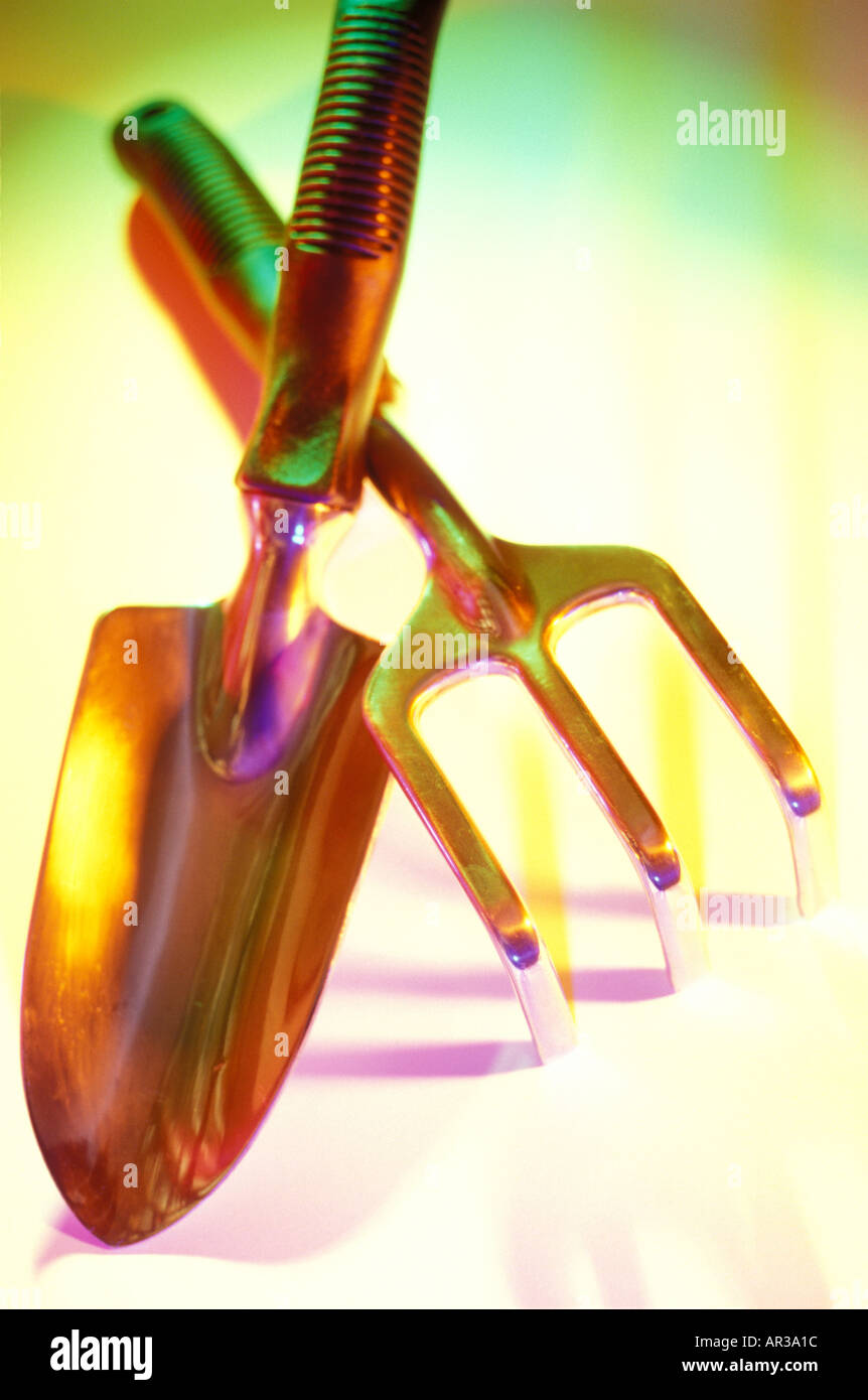 Trowel craft and garden hi-res stock photography and images - Alamy