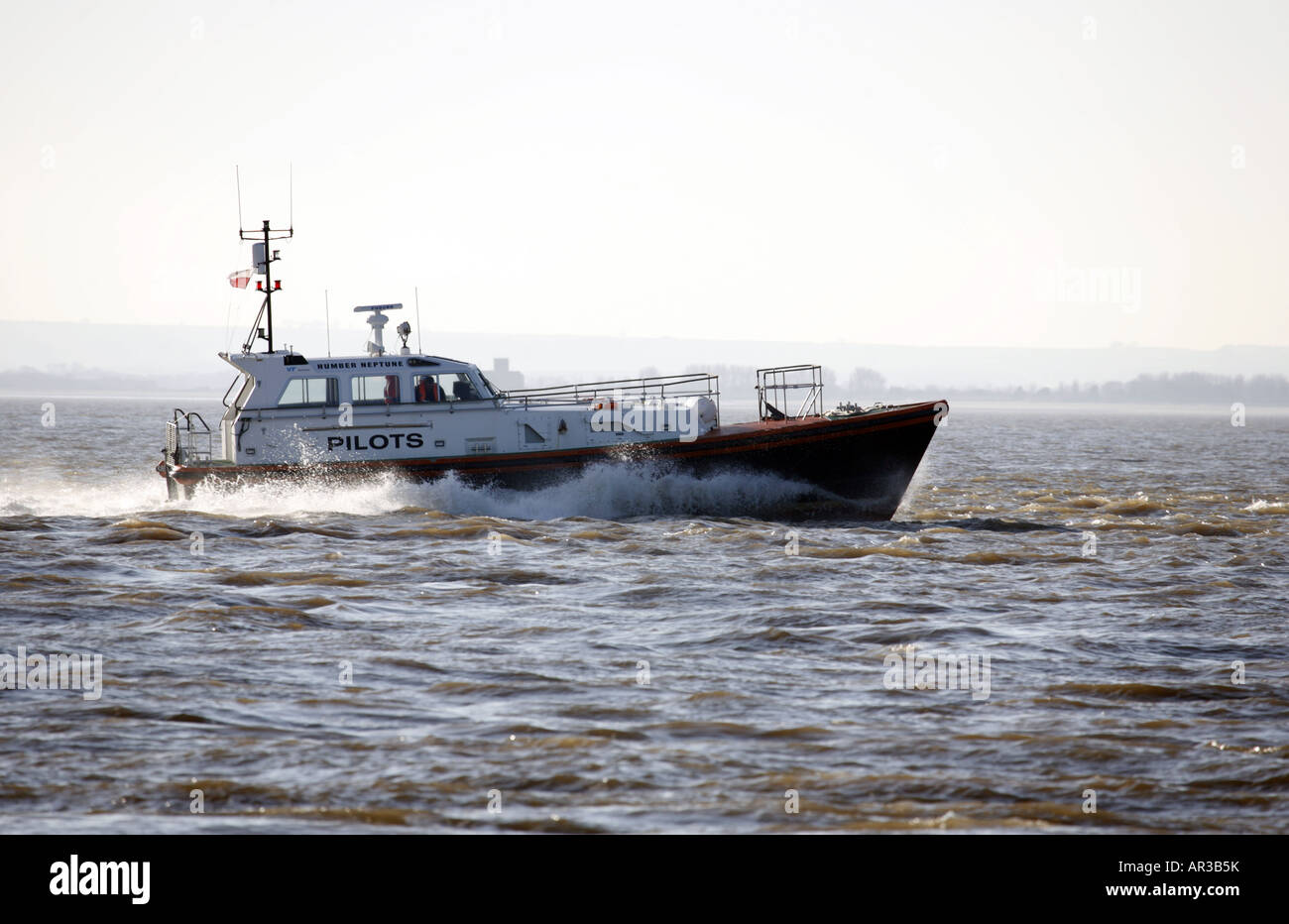 Humber pilot hi-res stock photography and images - Alamy