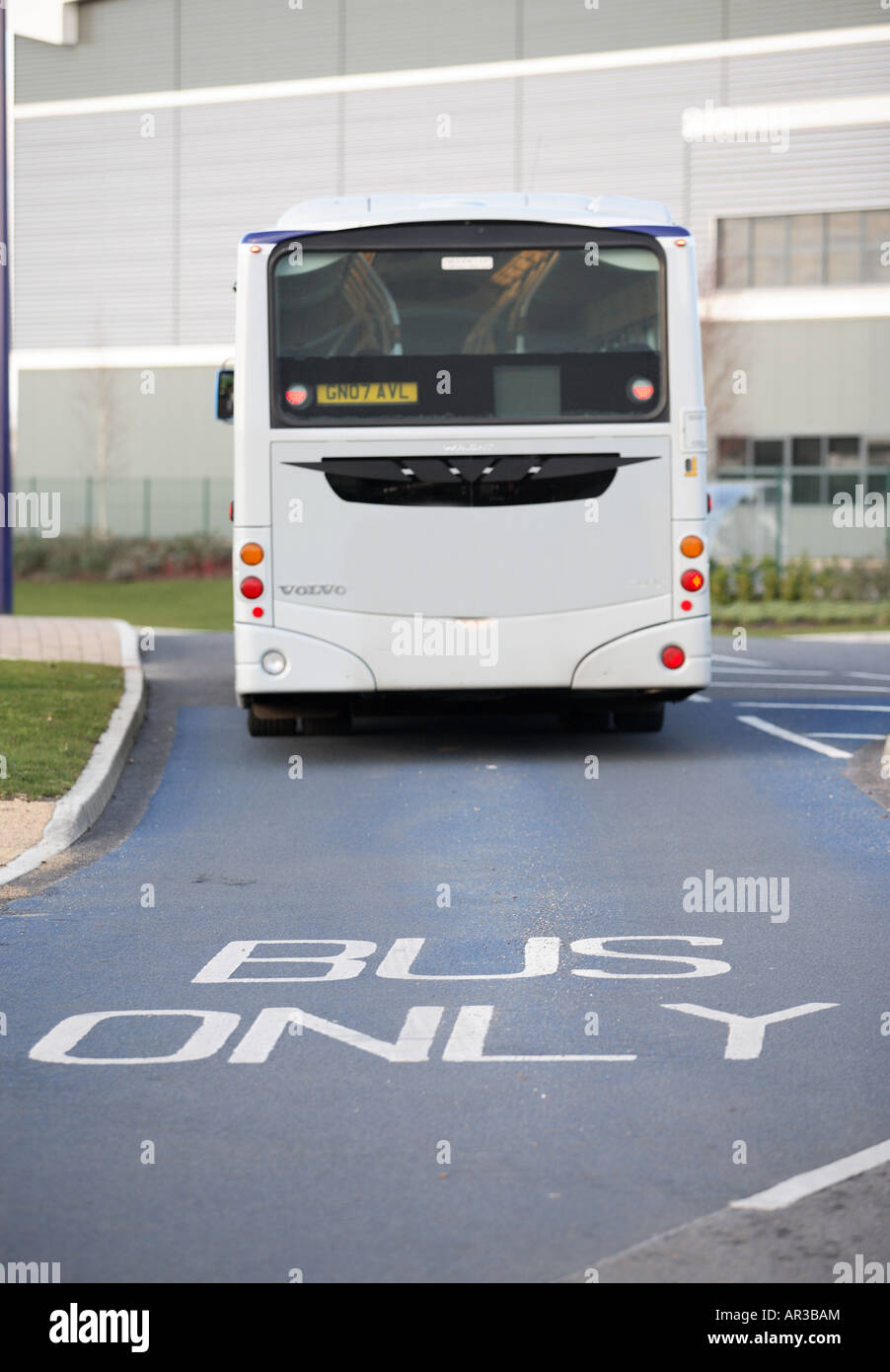 Bus only lane hi-res stock photography and images - Alamy