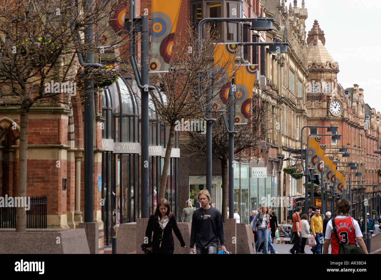 Victoria place leeds hi-res stock photography and images - Alamy