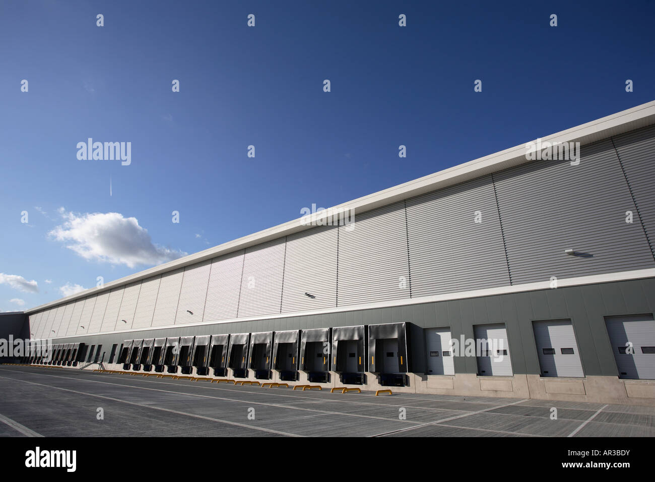 A brand new large distribution warehouse in the South East of England ...