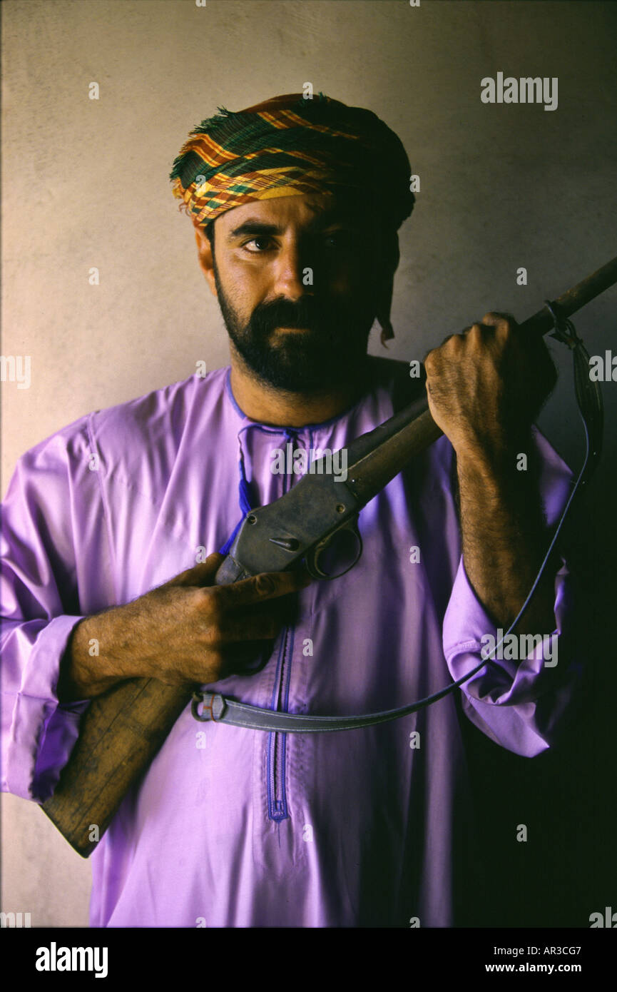 Middle guard hi-res stock photography and images - Alamy