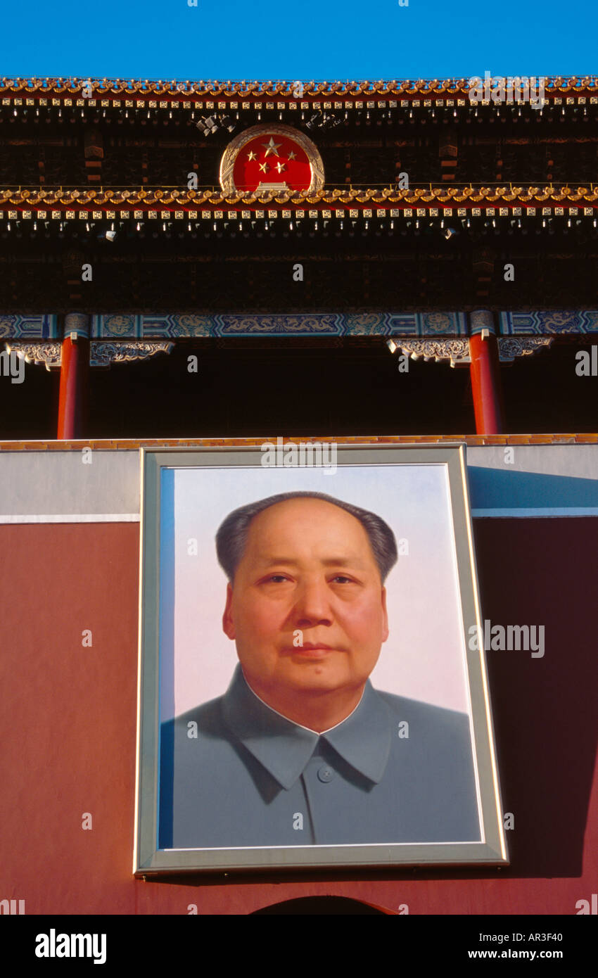 Portrait of Mao Zedong Gate of Heavenly Peace Tiananmen Square Beijing ...
