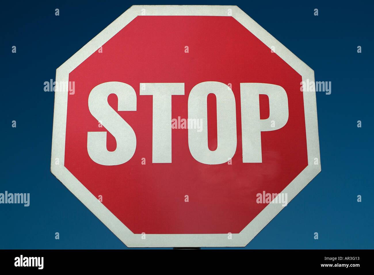 Command road sign hi-res stock photography and images - Alamy