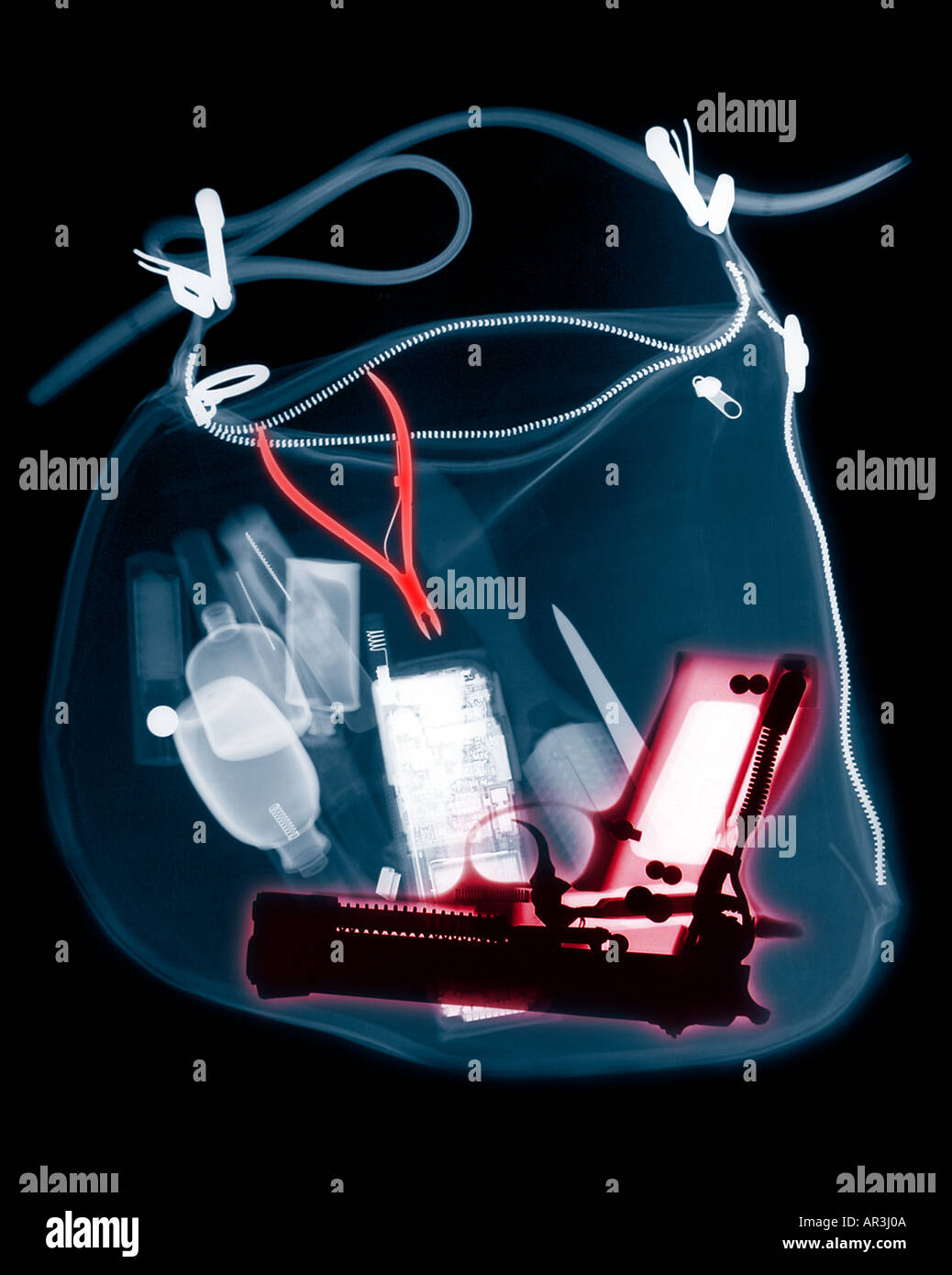 Security airport xray hi-res stock photography and images - Alamy