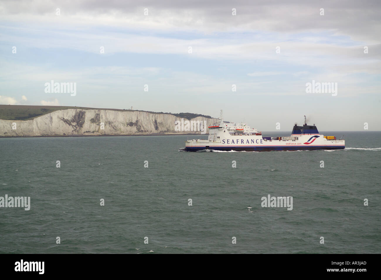 Ferry approaching Dover with White cliffs behind English Channel ...