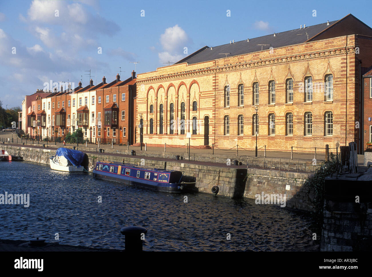 Bathurst basin Bristol UK Stock Photo - Alamy