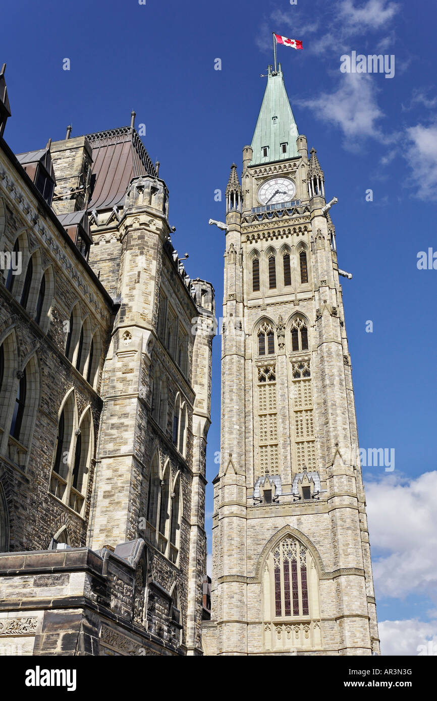 The Peace Tower rises high above the Centre Block of Parliament Hill in ...