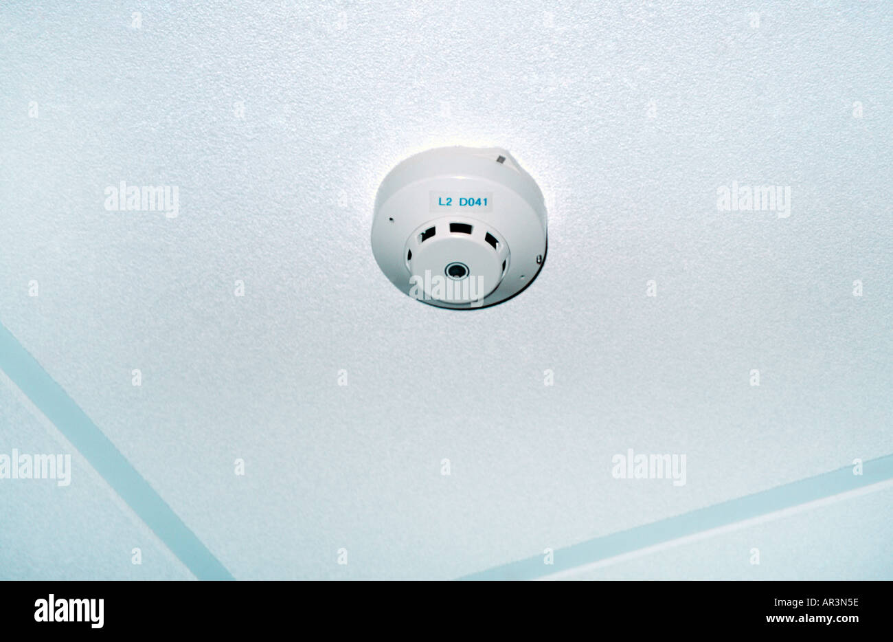 Smoke Detector Smoke Alarm High Resolution Stock Photography and Images ...