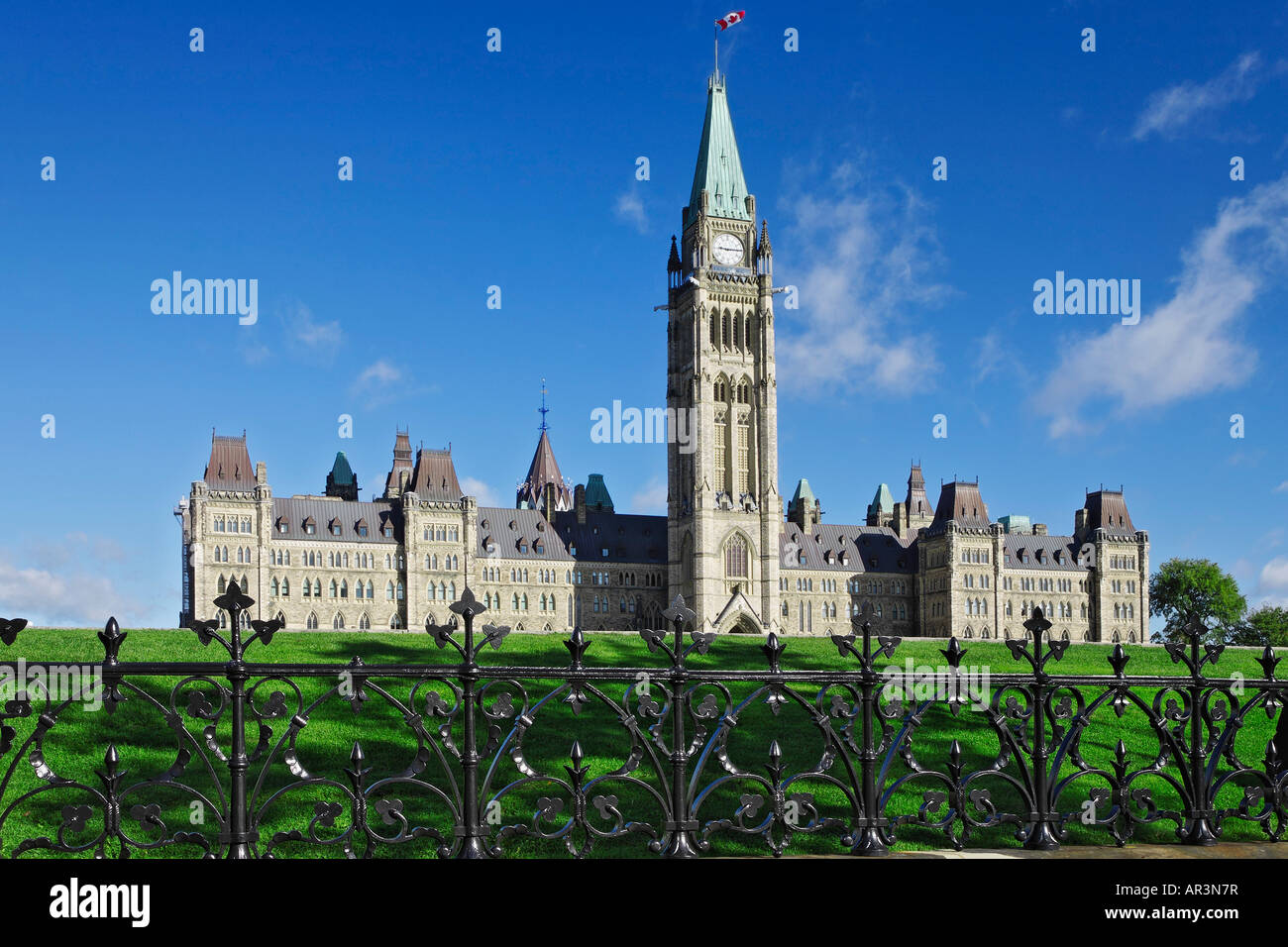The Peace Tower rises high above the Centre Block of Parliament Hill in ...