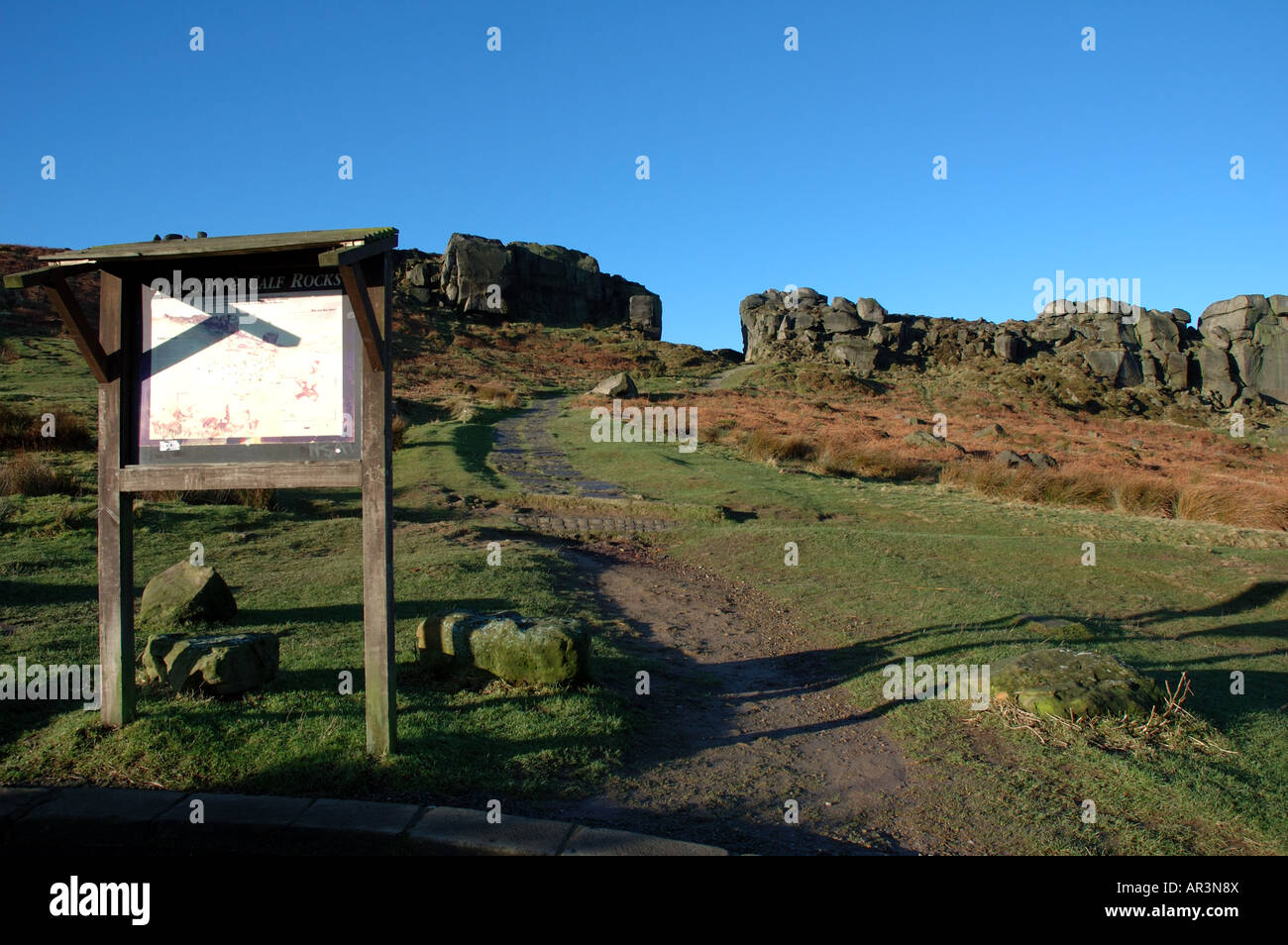 Cow and Calf Rocks, Ilkley Moor, Yorkshire, UK Stock Photo - Alamy