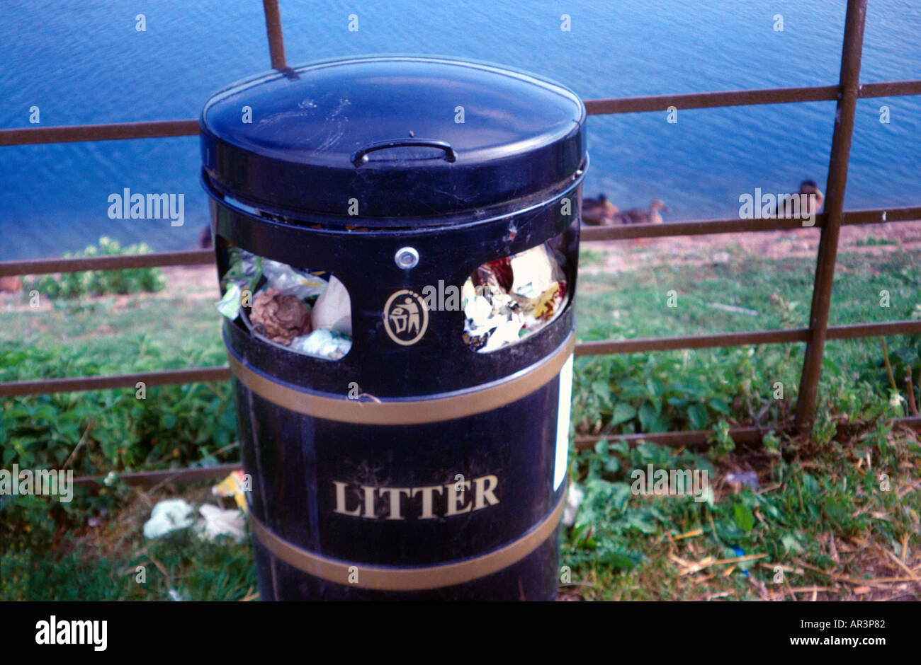 Keep britain tidy hi-res stock photography and images - Alamy