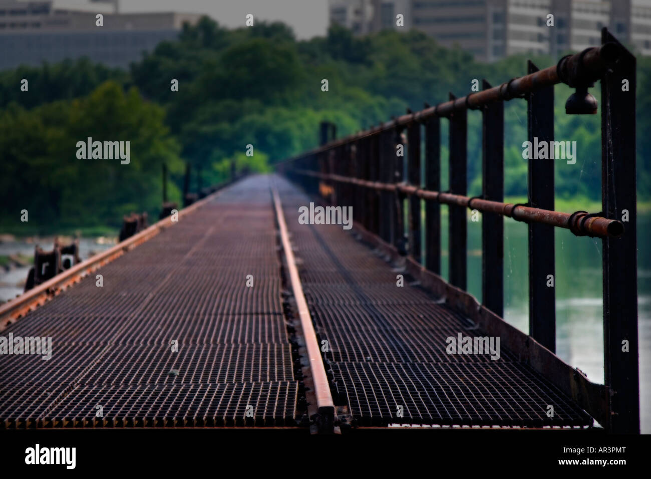 Old rail bridge over river in Richmond, VA Stock Photo - Alamy