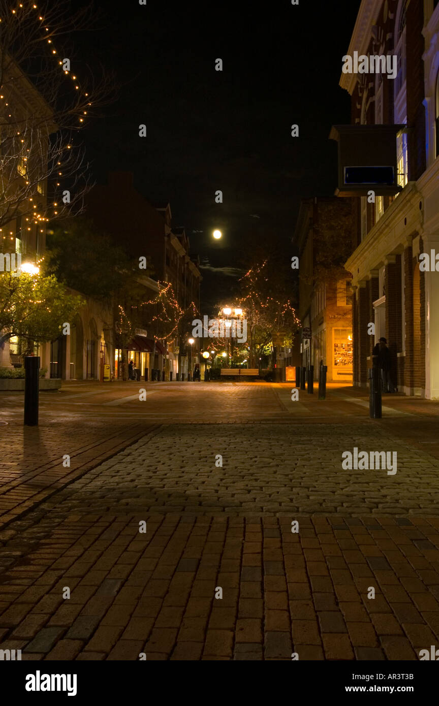 Salem street hi-res stock photography and images - Alamy