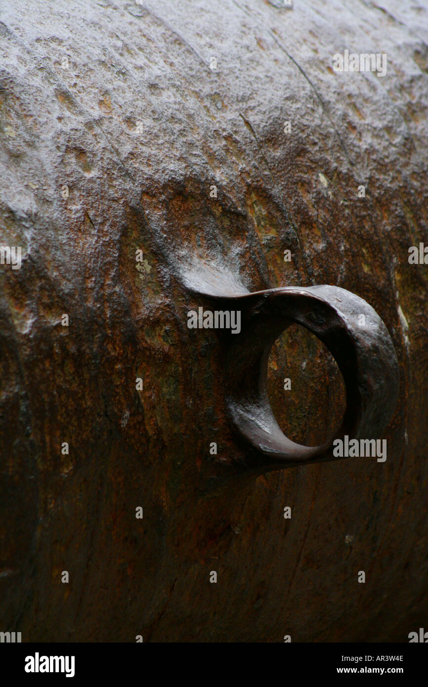 Iron loop hi-res stock photography and images - Alamy