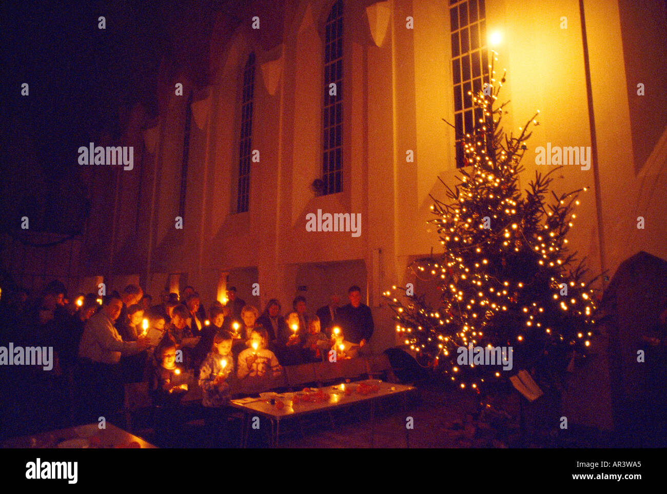 Christingle hi-res stock photography and images - Alamy
