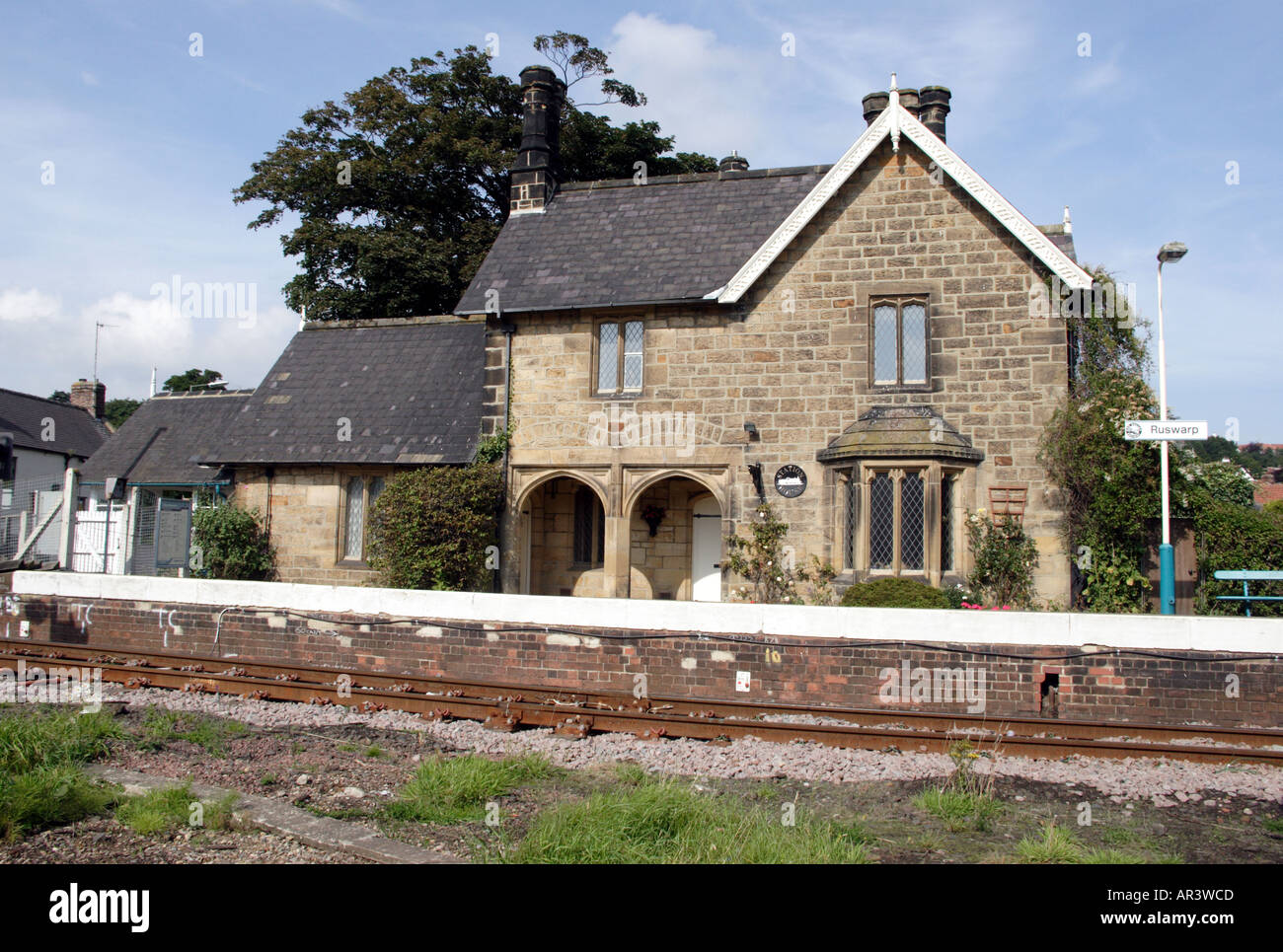 Ruswarp hi-res stock photography and images - Alamy