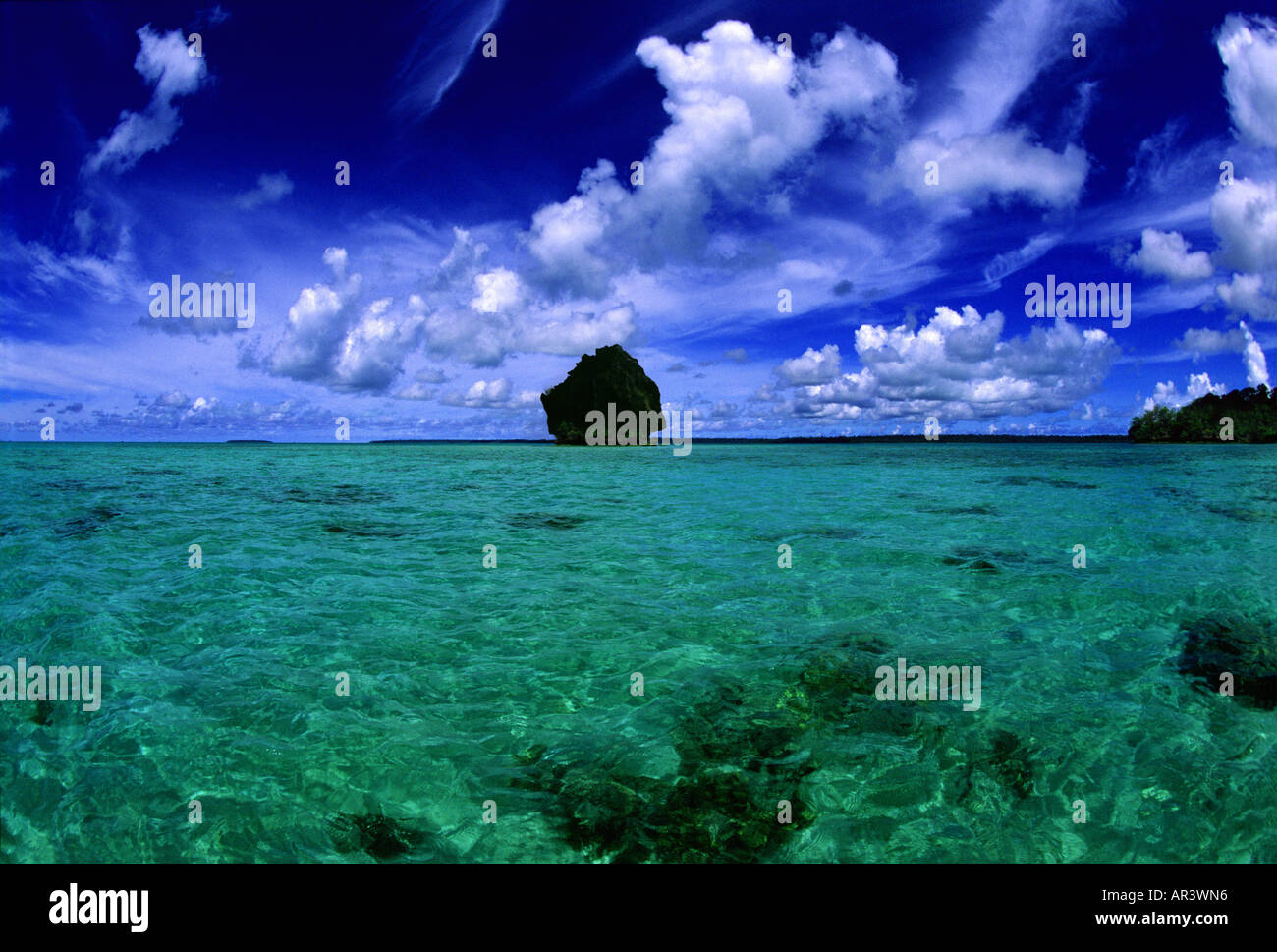 Untouched islands in the Palawan archipelago, Palawan Island ...