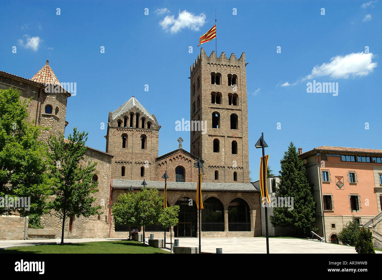 Romanesque monastery of Santa Maria de Ripoll 12th century Ripolles ...