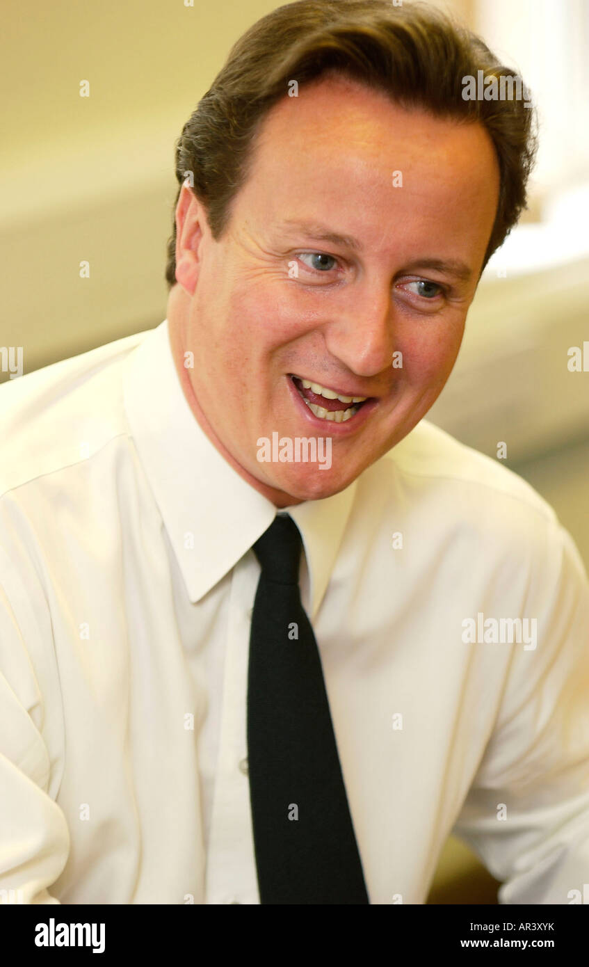pic martin phelps 15 06 07 reporter scott chippenham visit of tory ...