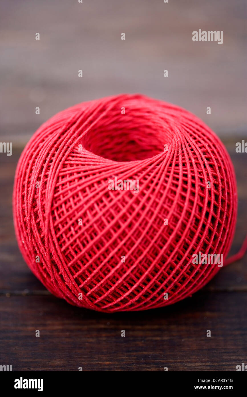 String twine ball hi-res stock photography and images - Alamy