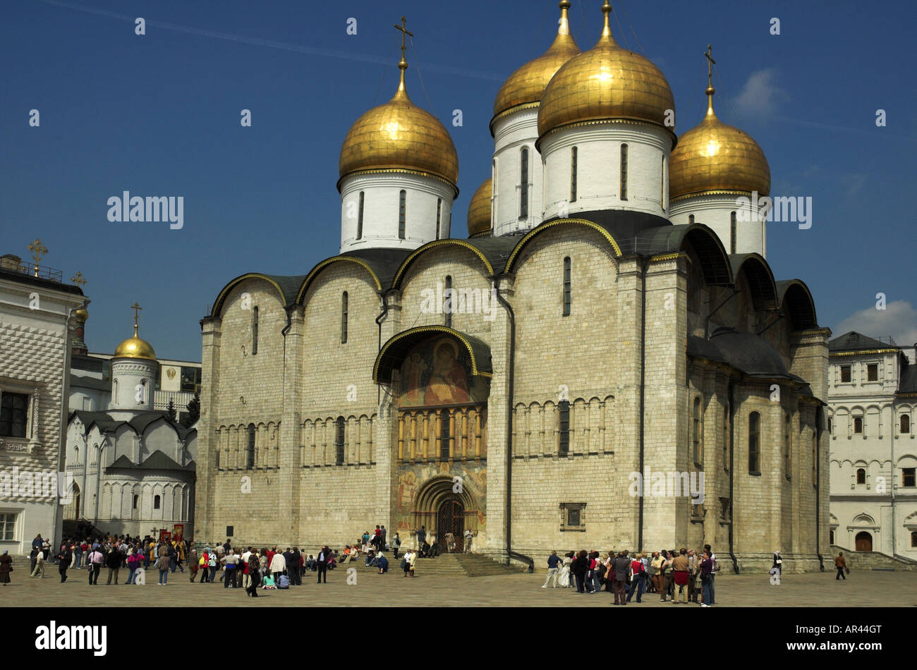 Eastern orthodox history in russia hi-res stock photography and images ...