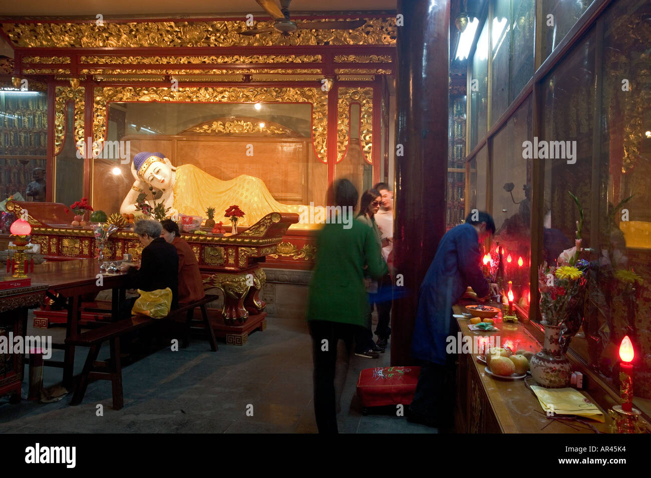 Longhua temple architecture hi-res stock photography and images - Alamy