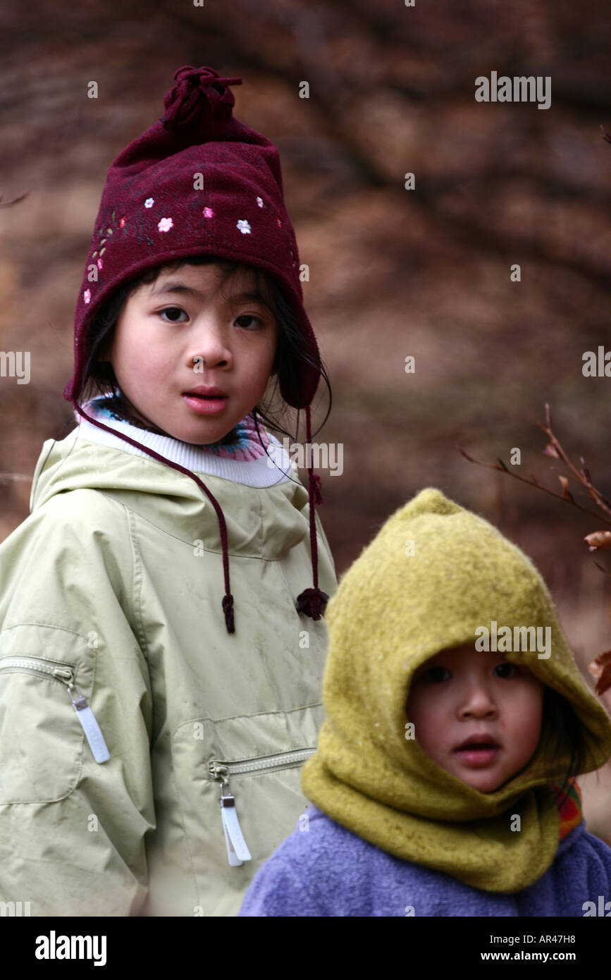 chinese child portrait (3 and 7 years old Stock Photo - Alamy