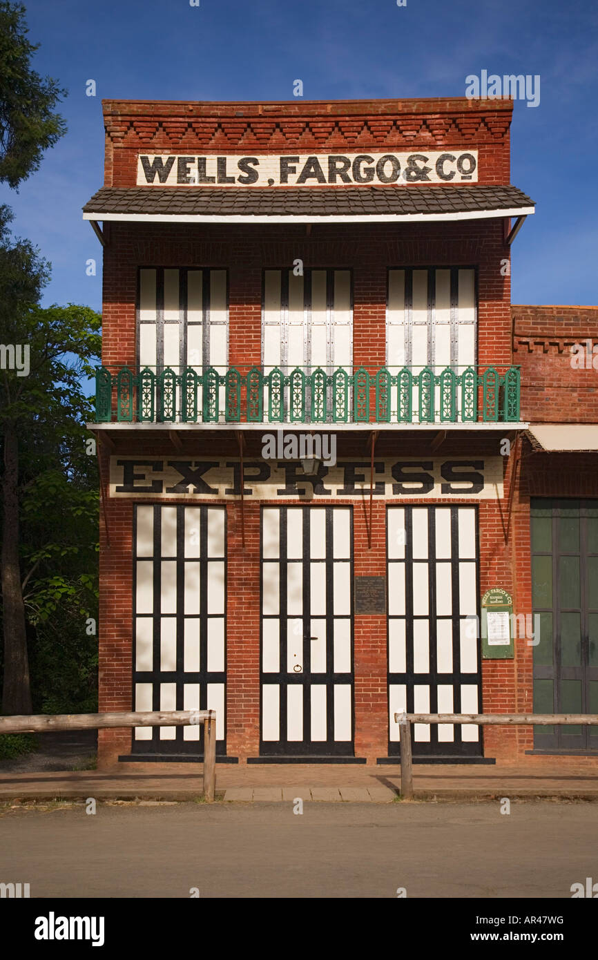 Wells fargo building old hi-res stock photography and images - Alamy