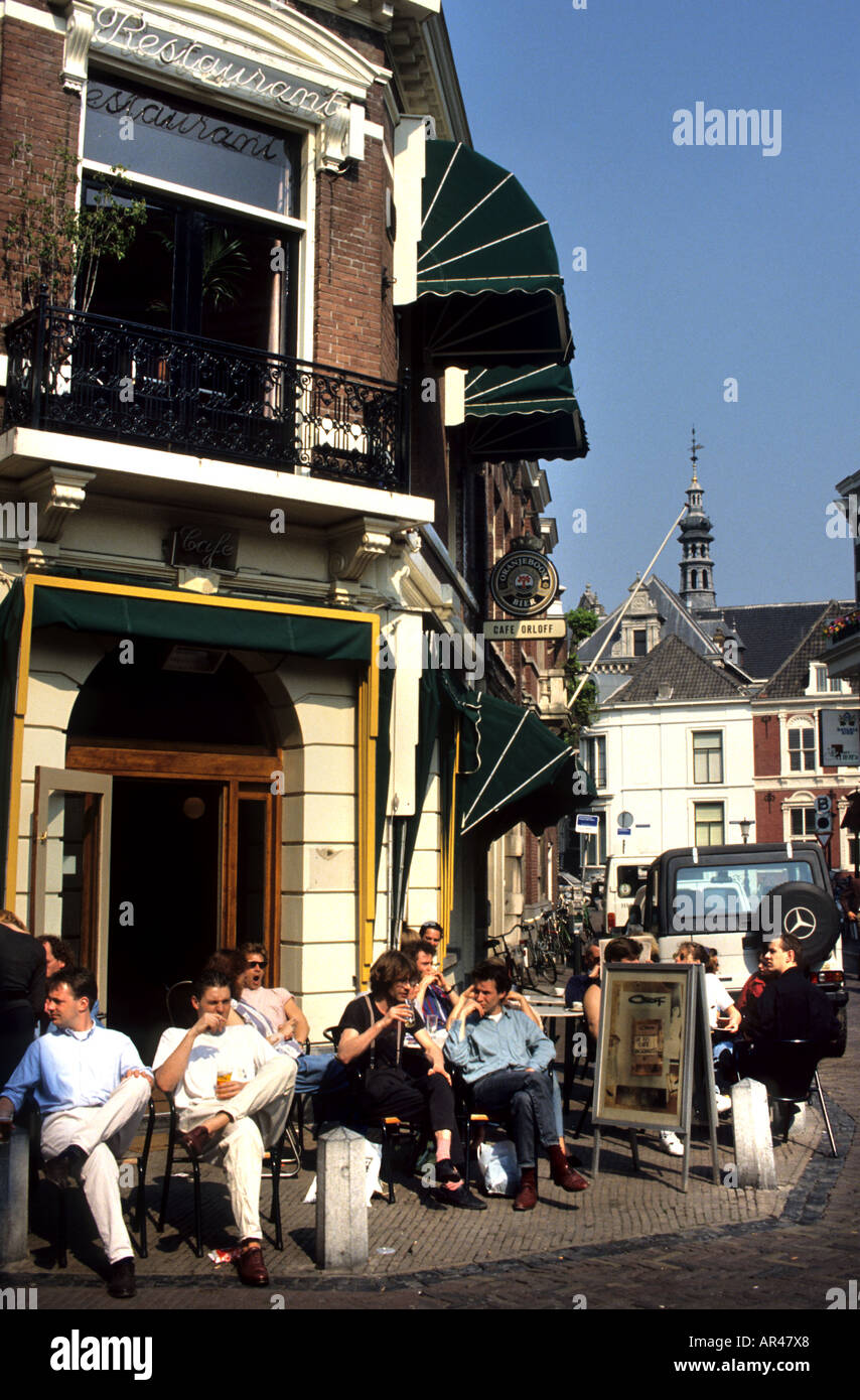 Utrecht Netherlands pavement bar restaurant pub Stock Photo - Alamy