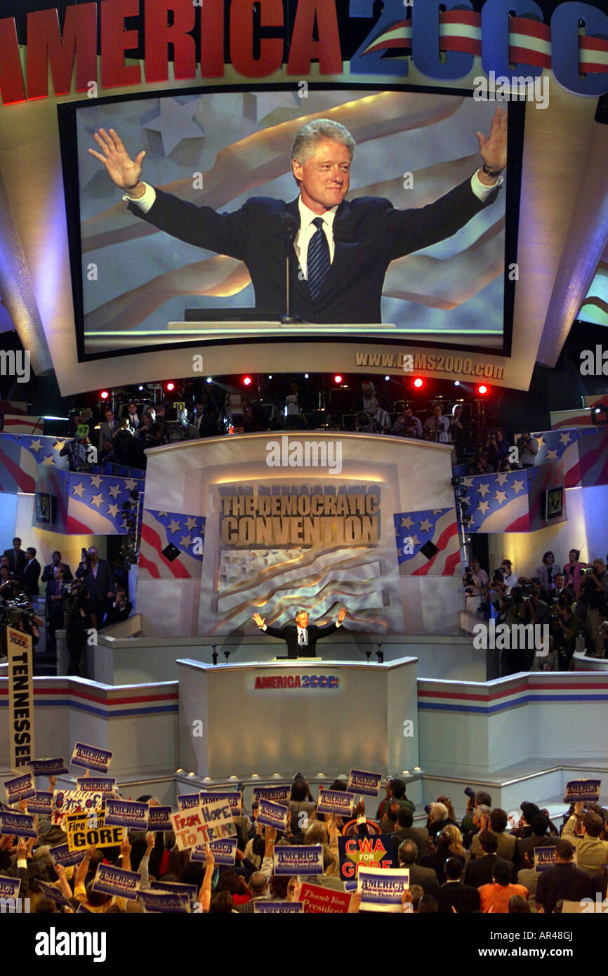 Bill clinton 2000 hi-res stock photography and images - Alamy